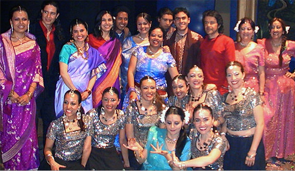 Danza hindú Anandita Basu – Cine Teatro 16 de Julio